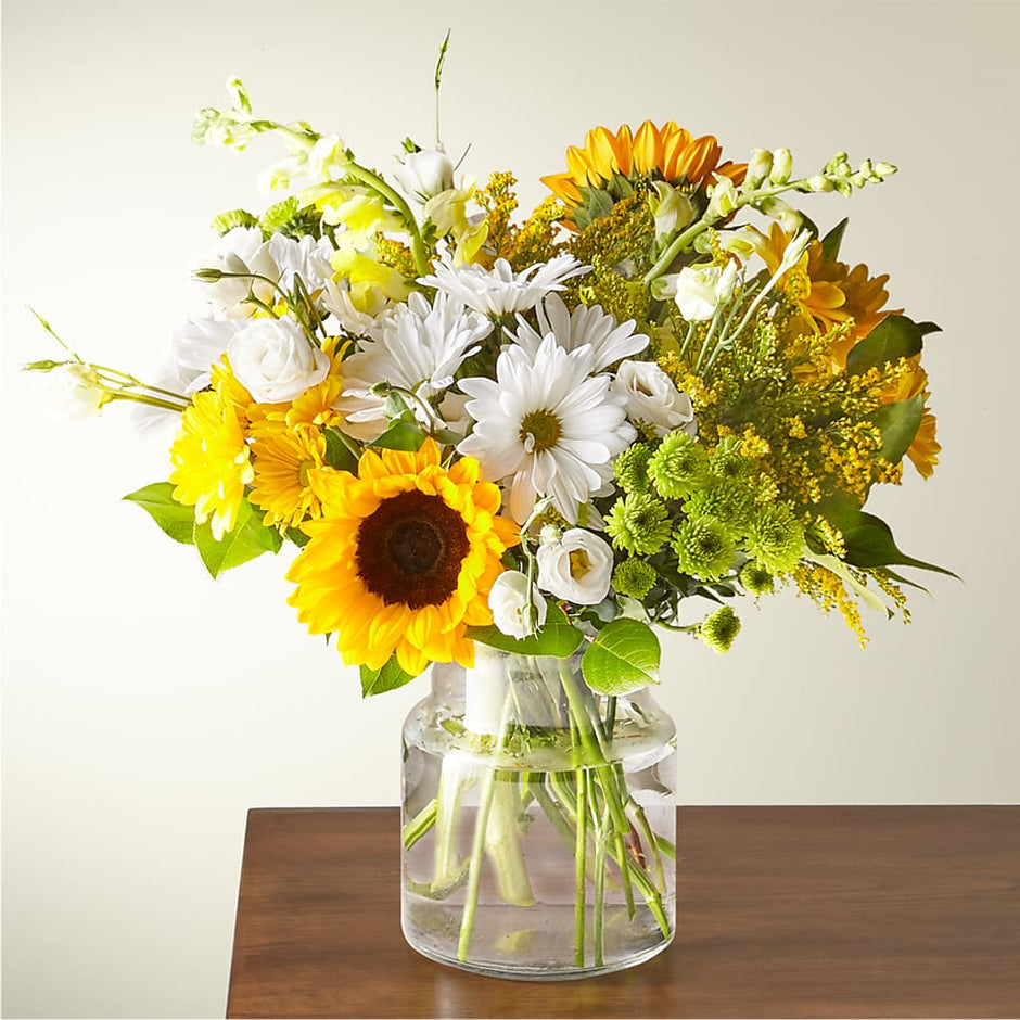 Carmichael Florist | Same Day Flower Delivery by Maya's Flower Shop